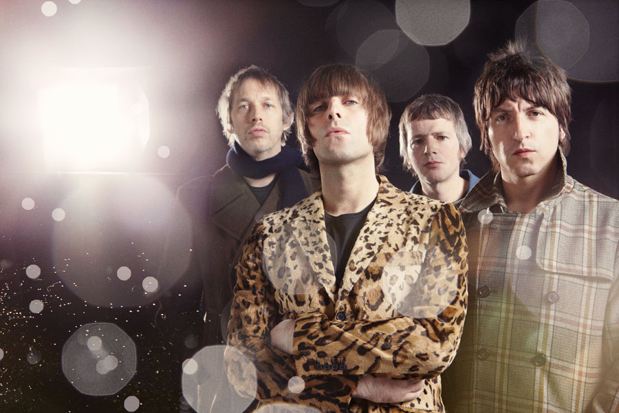 Liam Gallagher makes damp Isle Of Wight debut with Beady Eye