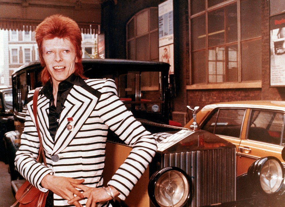 20 Photos To Remember Visionary Genius David Bowie By