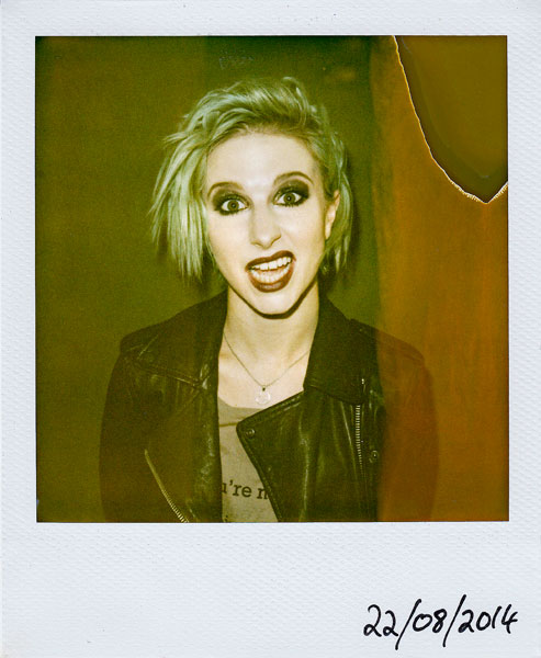 Jungle, Paramore And More: Iconic Backstage Portraits From Reading ...