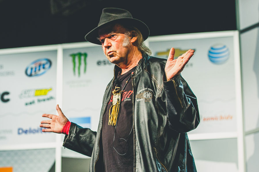 Neil Young shares live recording of new song 'Who's Gonna Stand Up ...