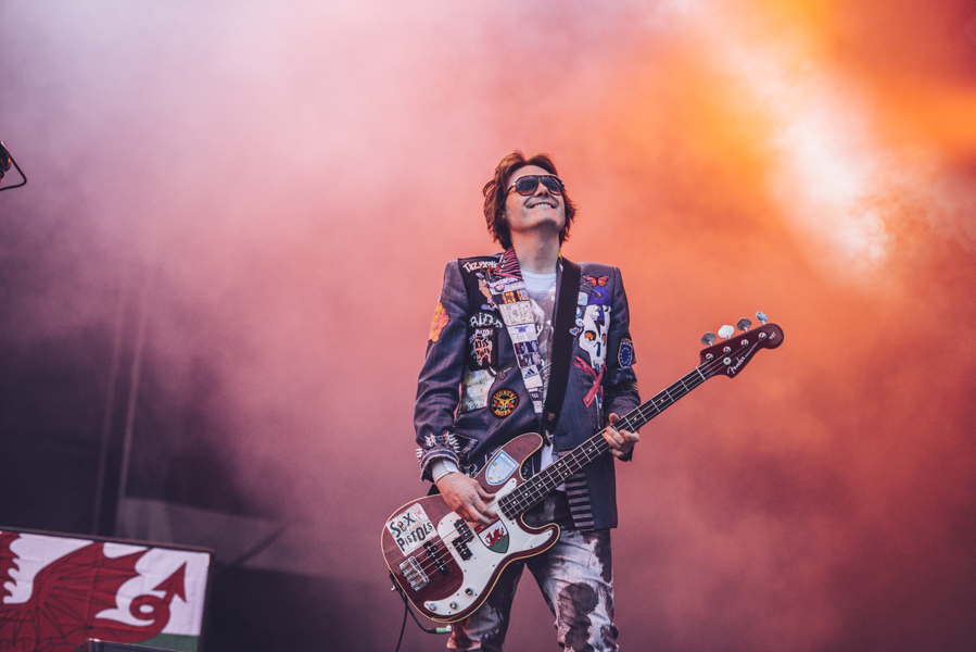Manic Street Preachers on 'The Holy Bible' shows: 'It feels like the ...