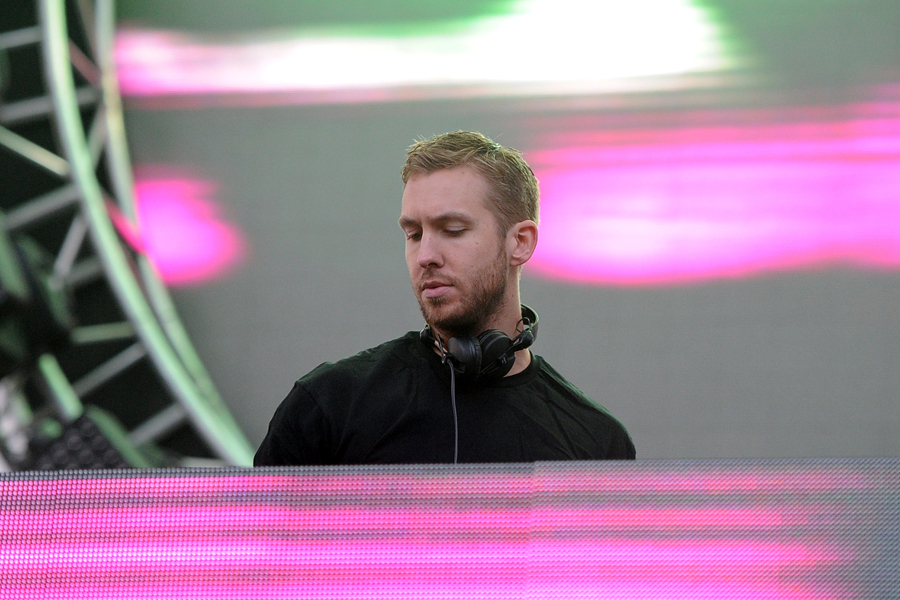 Midweek Chart Update: Calvin Harris set to topple Taylor Swift from ...