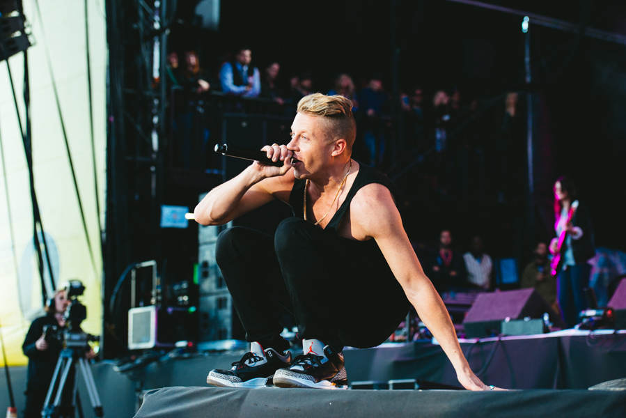 Macklemore teams up with Oscar The Grouch for 'Sesame Street' version ...