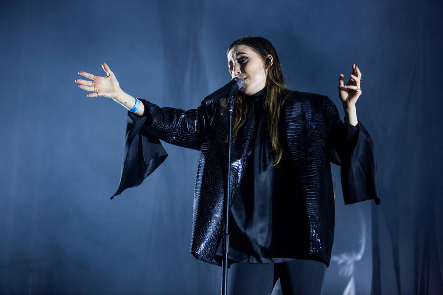 Lykke Li covers Drake's 'Hold On, We’re Going Home' in live session - watch