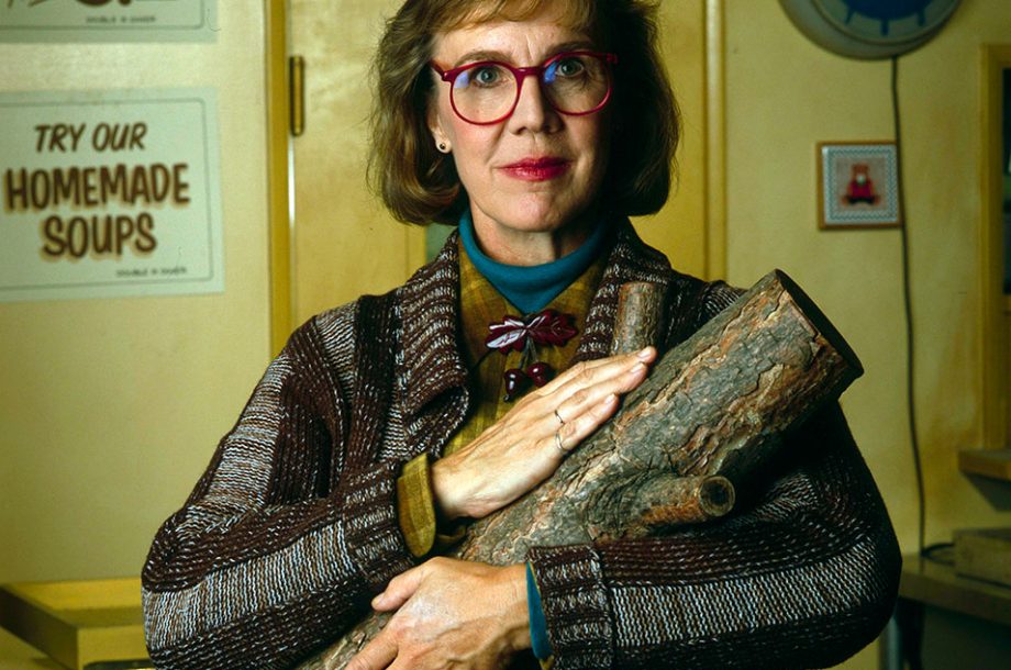 Catherine E Coulson, Log Lady from David Lynch's 'Twin Peaks', dies ...