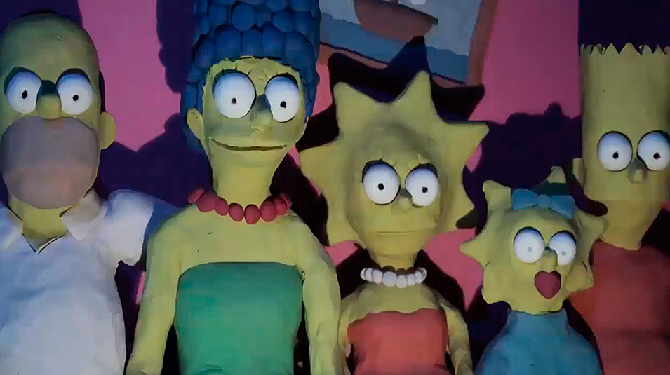 Amateur Animator Makes Super-Gory Simpsons Couch Gag Inspired By Horror ...