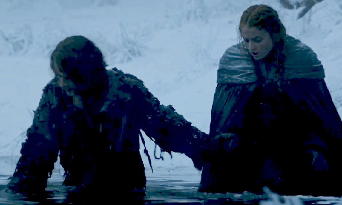 'Game Of Thrones': Watch Sansa and Theon flee from Ramsay's hounds in ...