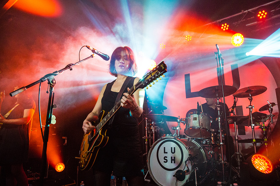 Watch Lush perform live for the first time in 20 years