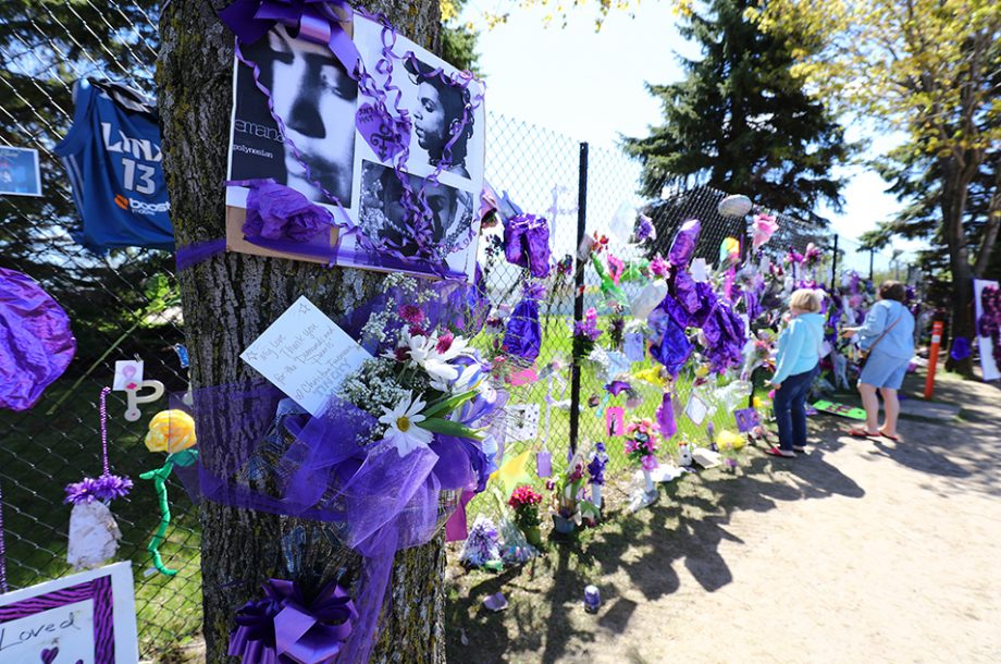 Prince memorial held at Jehovah's Witnesses church in Minneapolis