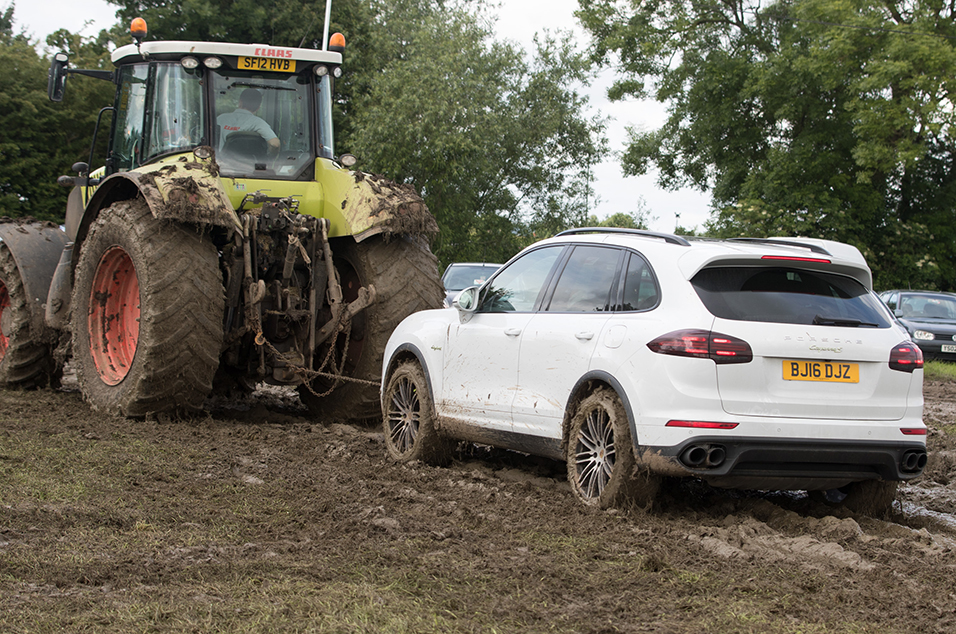 These Poor Buggers Are Having A 'Mare Getting Out Of Glastonbury
