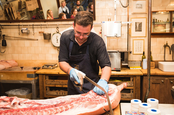 How to butcher a pig, Walking Dead style