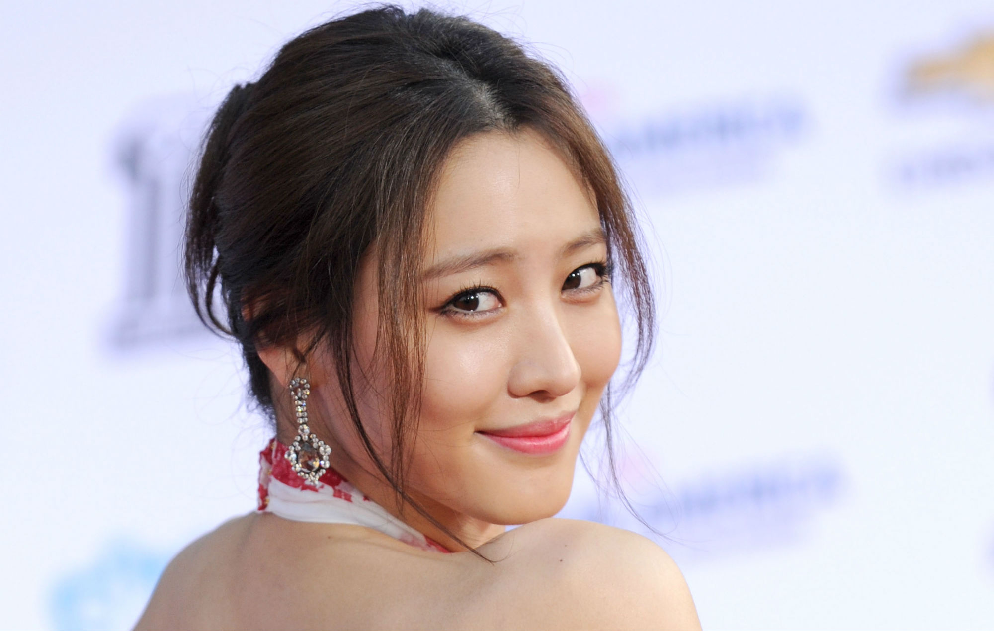 'Fantastic Beasts 2' Nagini actress Claudia Kim responds to casting ...