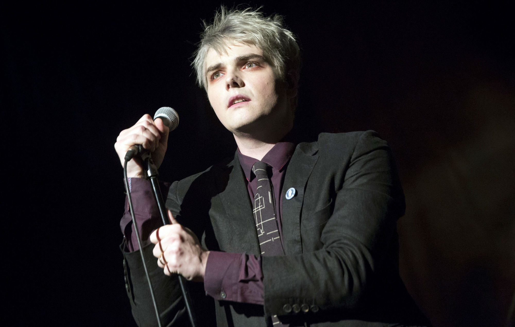 Gerard Way says members of My Chemical Romance inspired 'The Umbrella ...