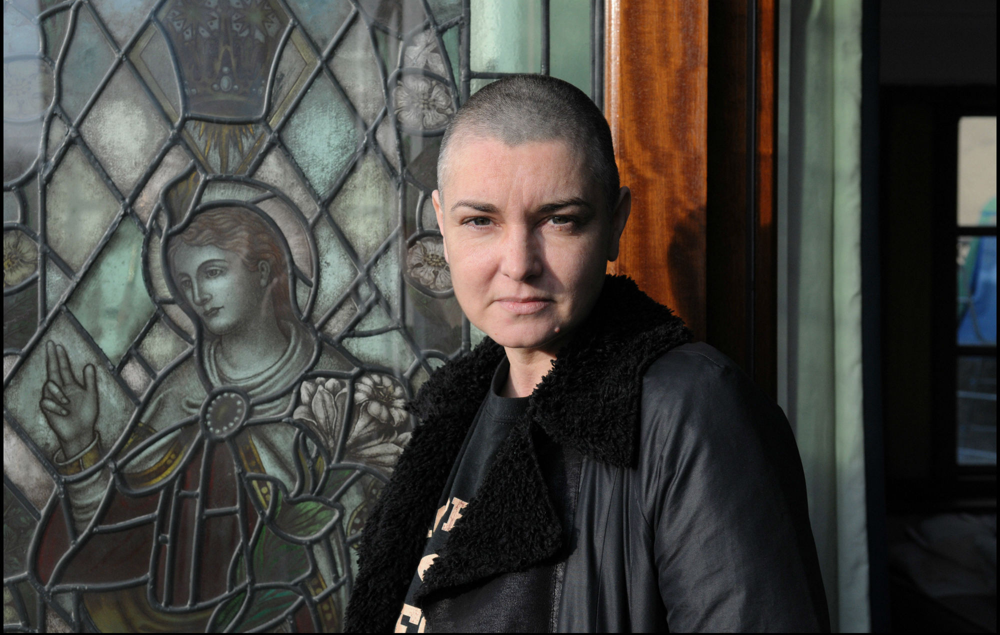 Sinead O'Connor says she 'never wants to spend time with white people ...