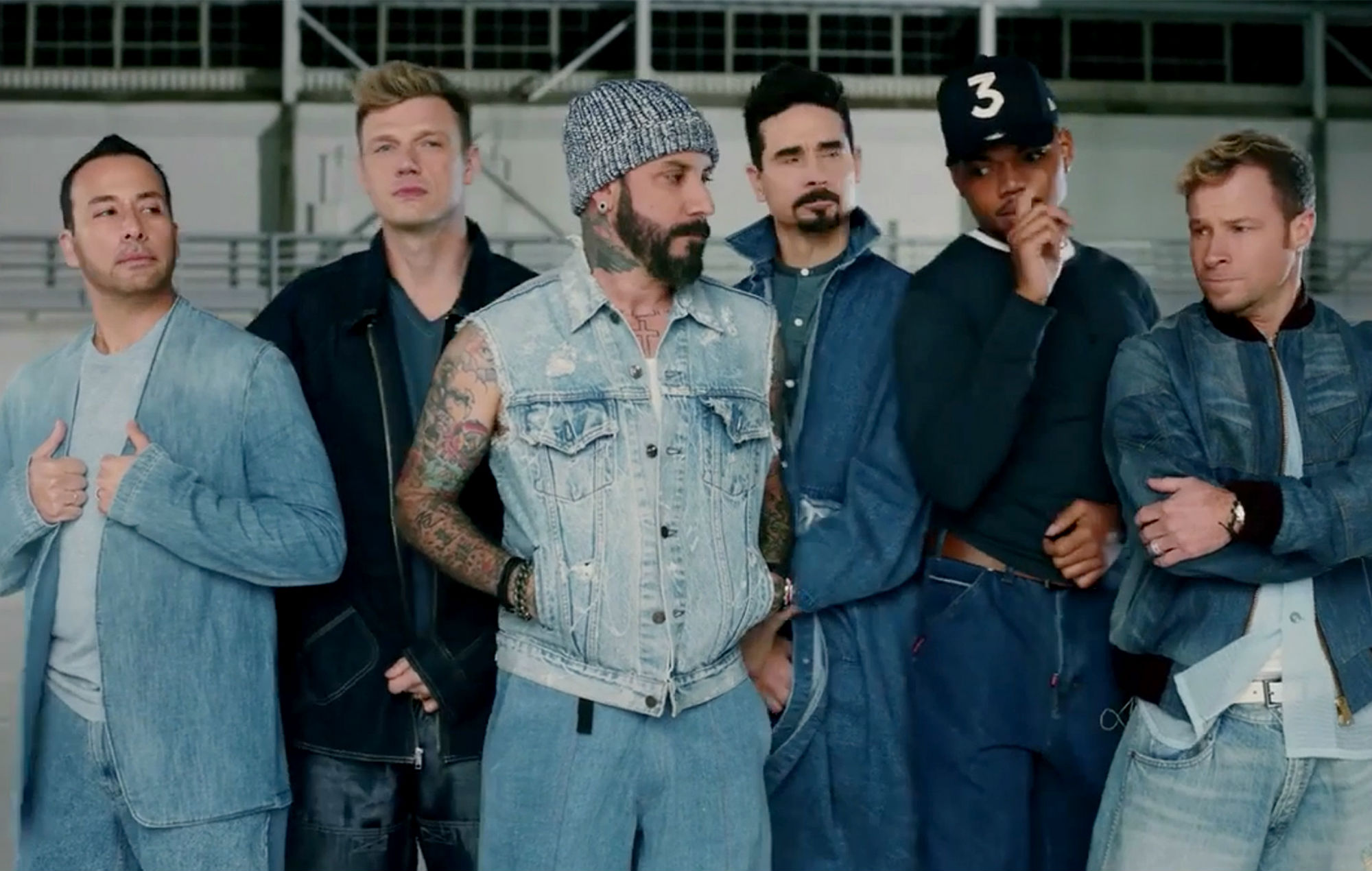 Chance The Rapper awkwardly joins Backstreet Boys for Super Bowl ...