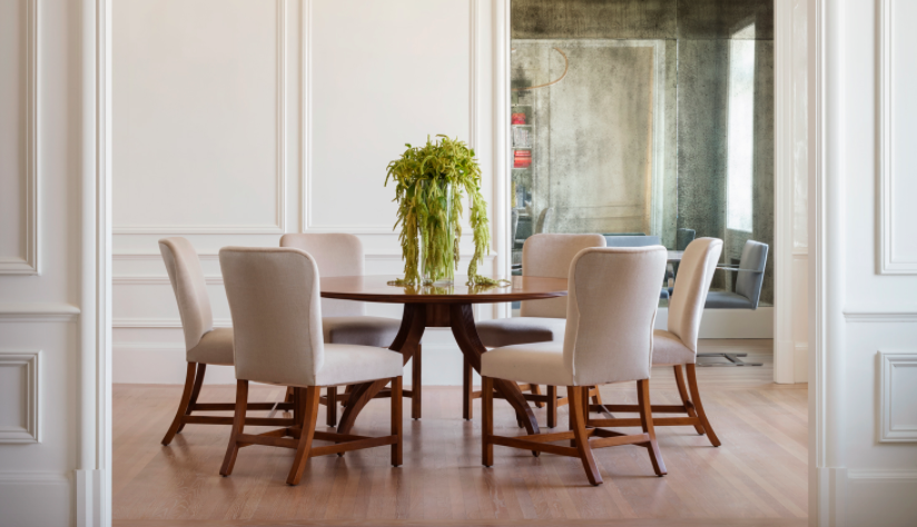 Chic Apartment Interiors: This Stunning Apartment Dials Up The Glamour